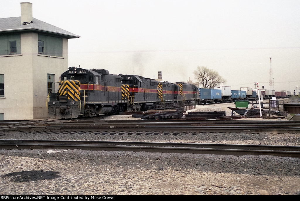 IAIS Crossing Diamond at Joliet